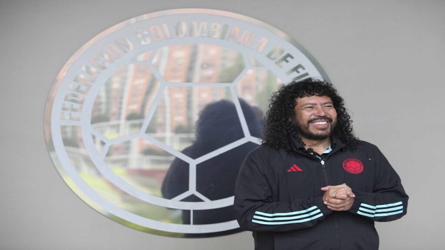 "Higuita, el Camino del Escorpión": La historia del legendario arquero ...