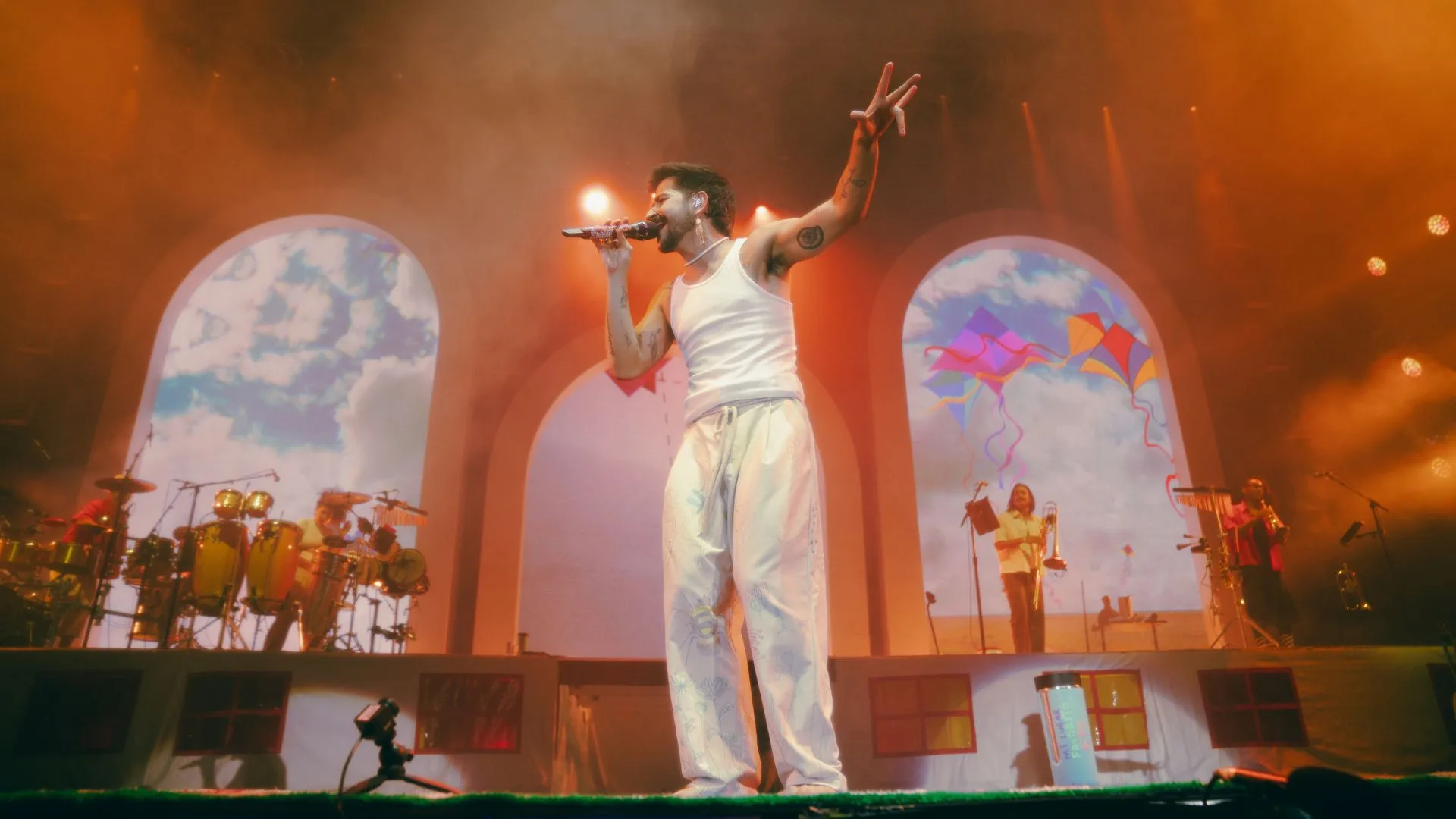 Camilo anuncia su segunda fecha en Bogotá | Canal Trece